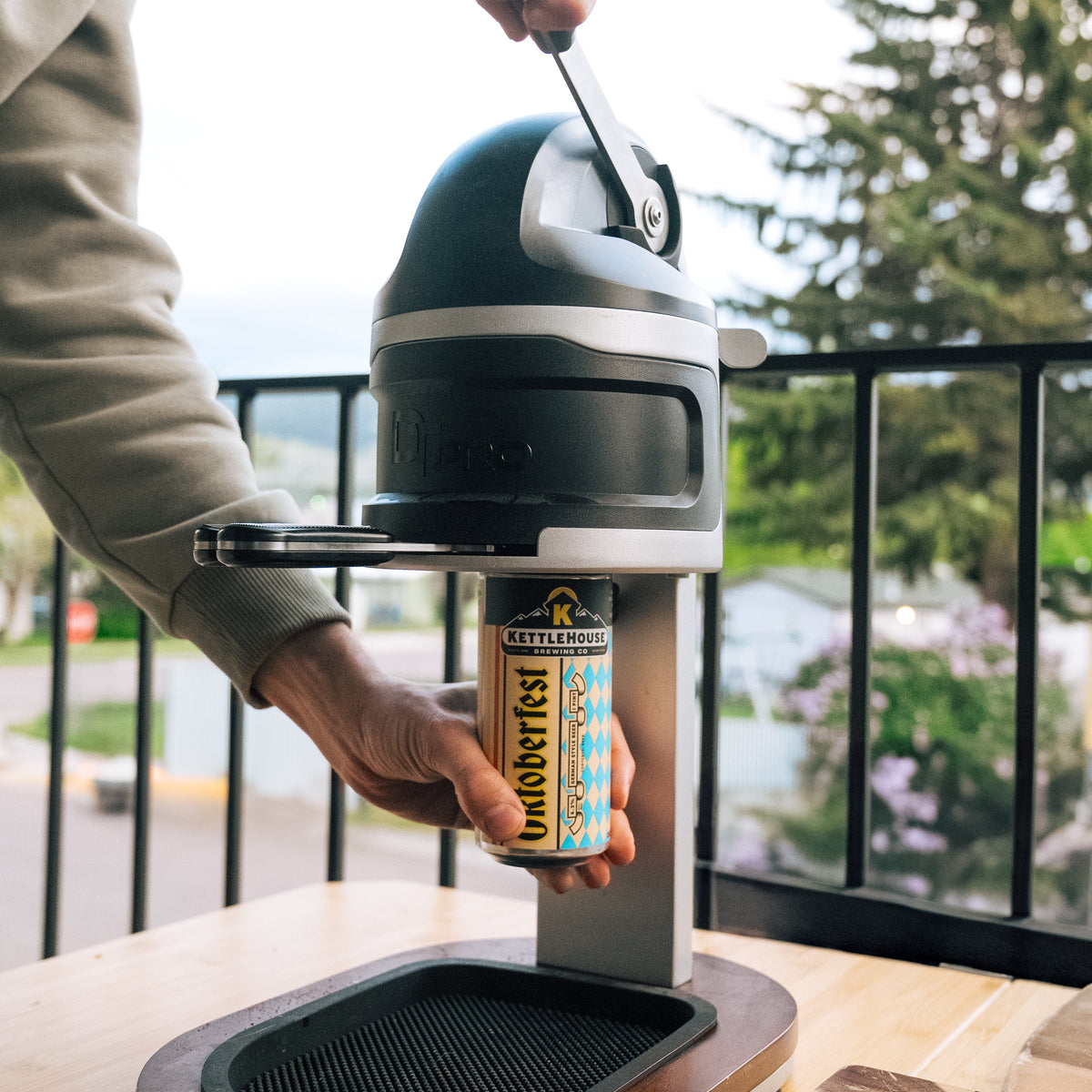 Breweries & Bars Are Using Draft Top Pro—Here’s Why